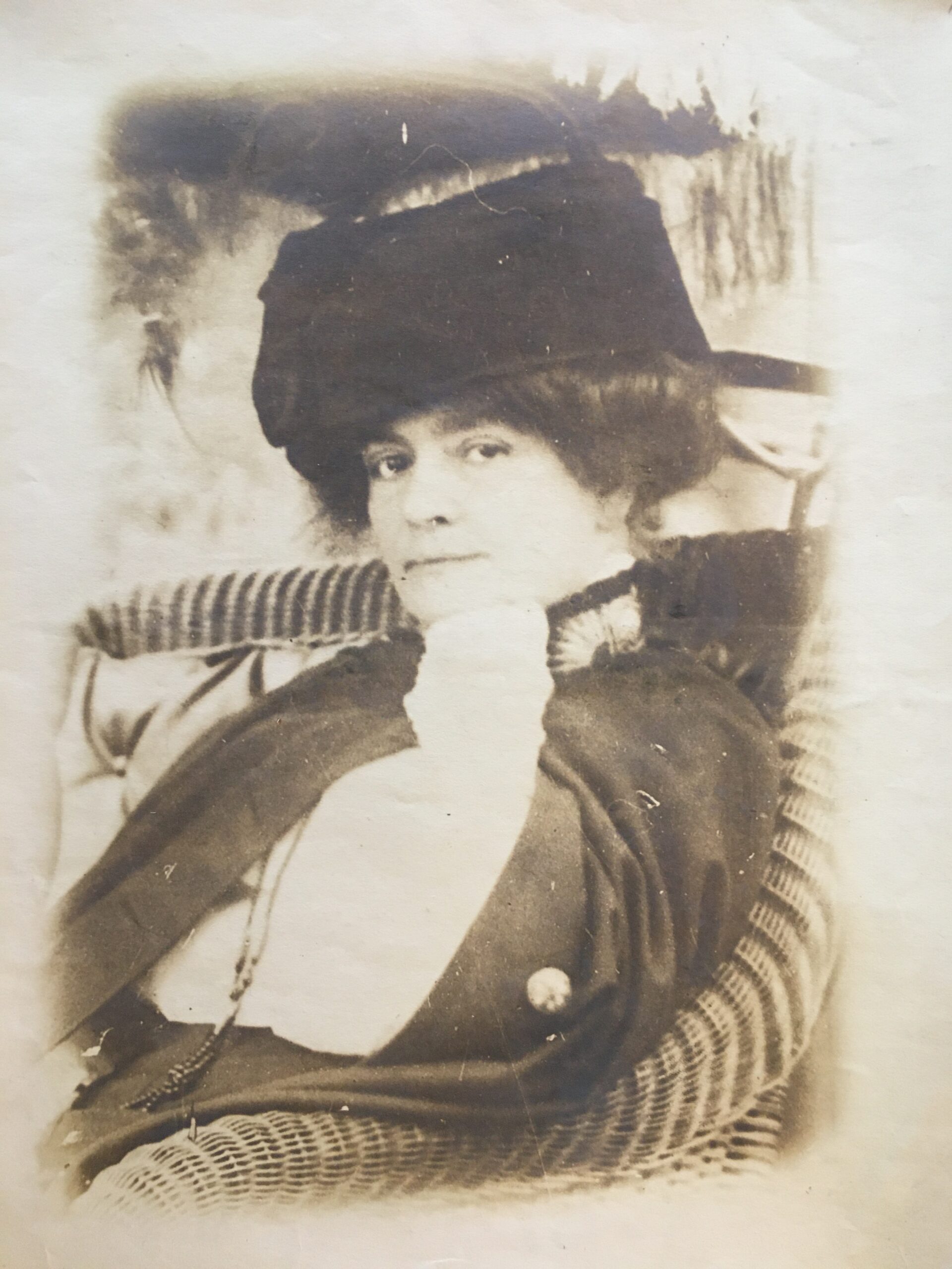 "Queen of Bohemia: The Forgotten Journalist Zoe Anderson Norris ...